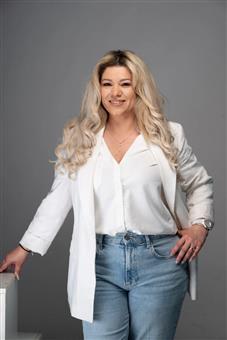 Alina's Beauty Lounge In Fort Wayne IN | Vagaro