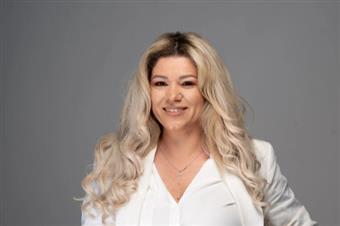 Alina's Beauty Lounge - Fort Wayne IN | Vagaro